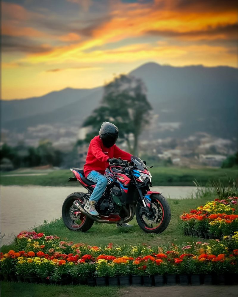 Bikers Hypic Ai Photo Editing Prompts | Hypic Ai Expend Prompts